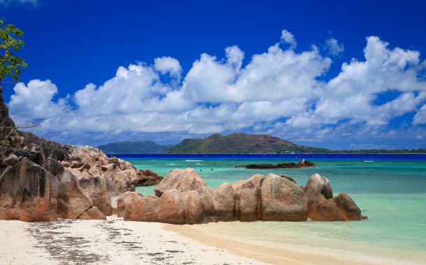 Enjoy 4 Nights 5 Days Seychelles Holiday Package!